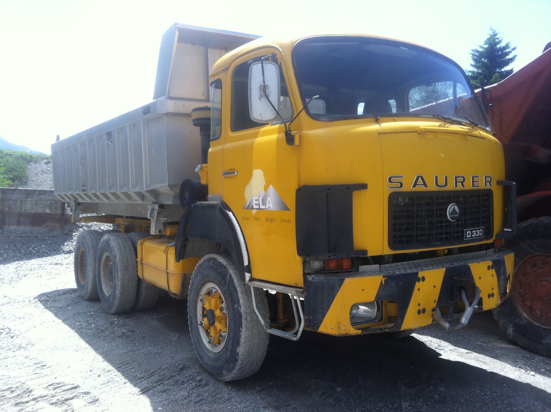 Fotos verschiedener Saurer :: Saurer-gr-ch